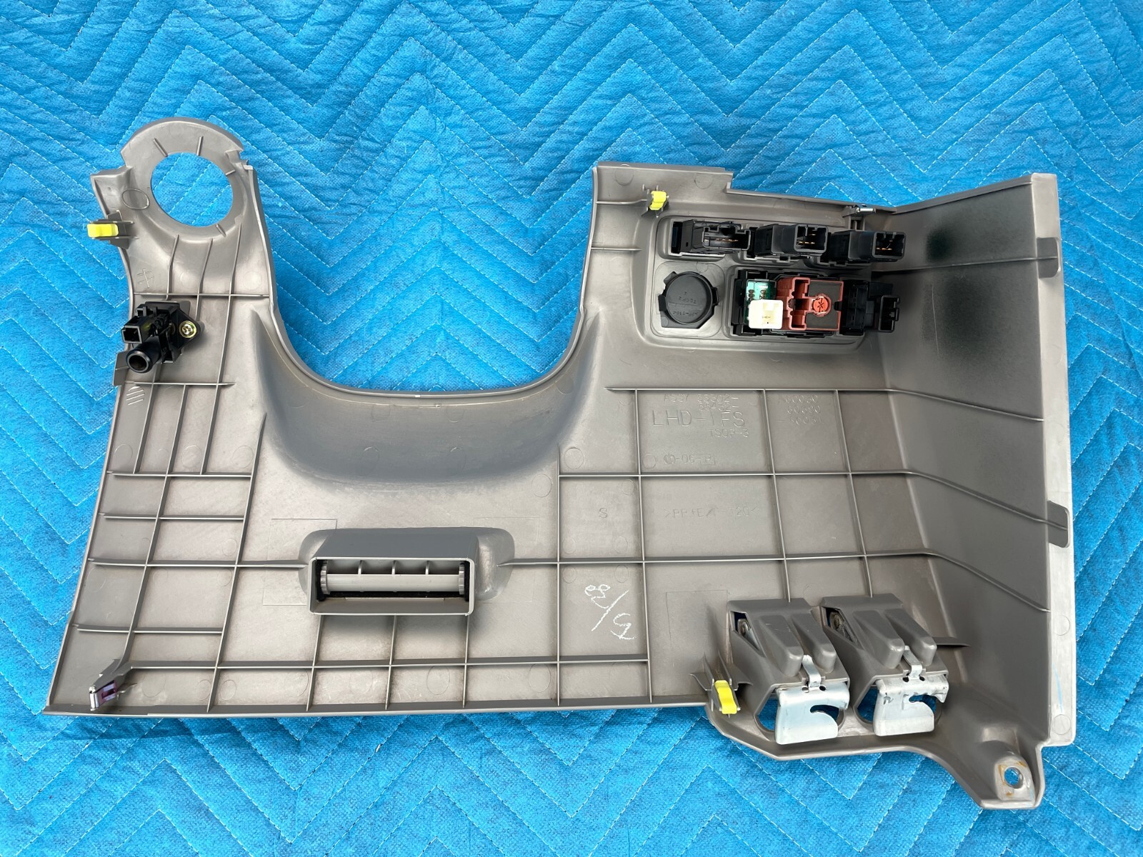 Lexus LX470 Dash Knee Lower Trim Panel Driver Side Gray:LG10 1998-2007 ...