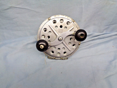 Vinrtage early Pflueger Pakron #3178 trolling deep sea reel wood ...