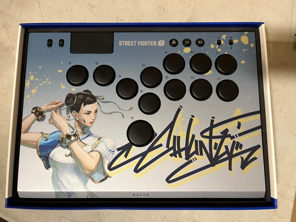 RAZER KITSUNE STREET FIGHTER CHUN-LI EDITION - Optical Arcade ...