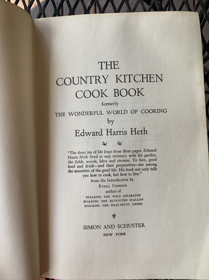 COUNTRY KITCHEN COOKBOOK Formerly Wonderful World of Cooking Edward ...