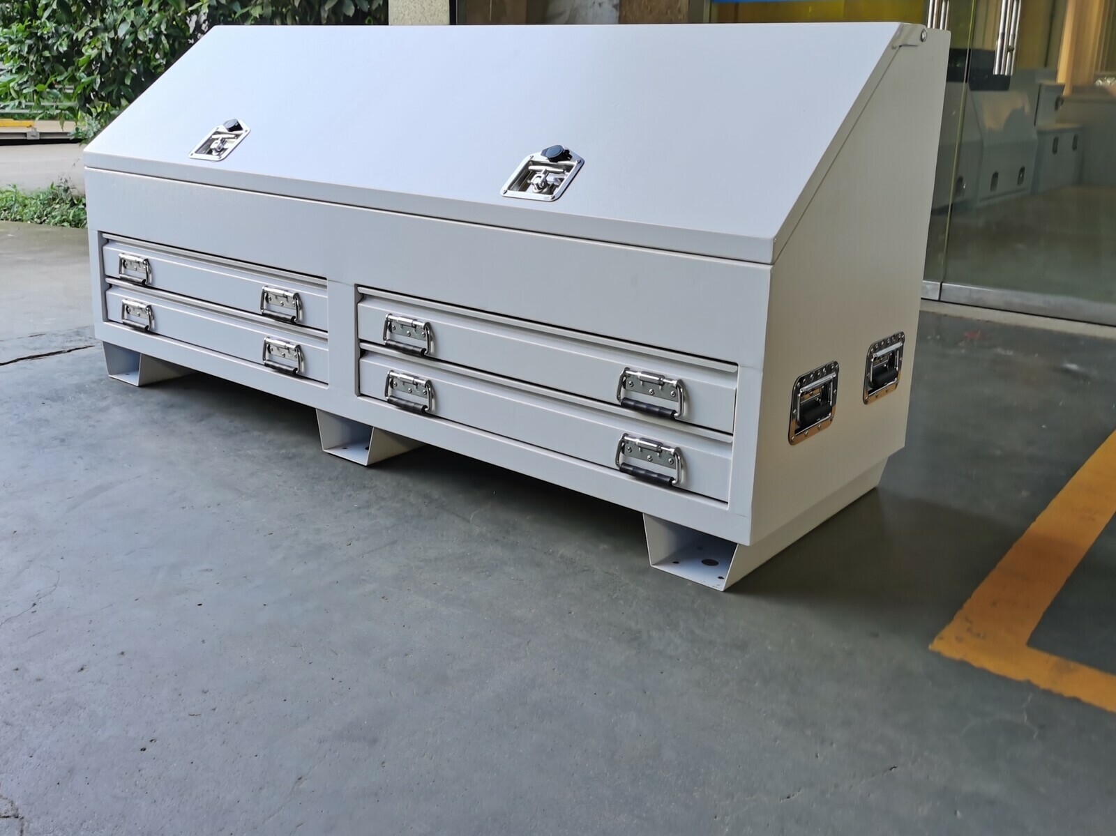 White Steel Tool Box 1770mm Truck Box Industrial Ute Box With 4 Drawers ...