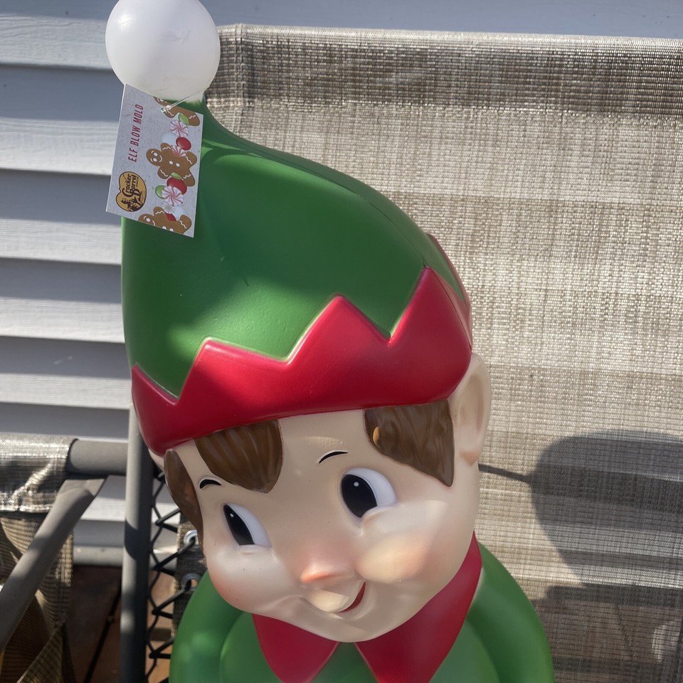 24’’ Christmas LED Elf Sitting Blow Mold Light Up Christmas Decoration ...