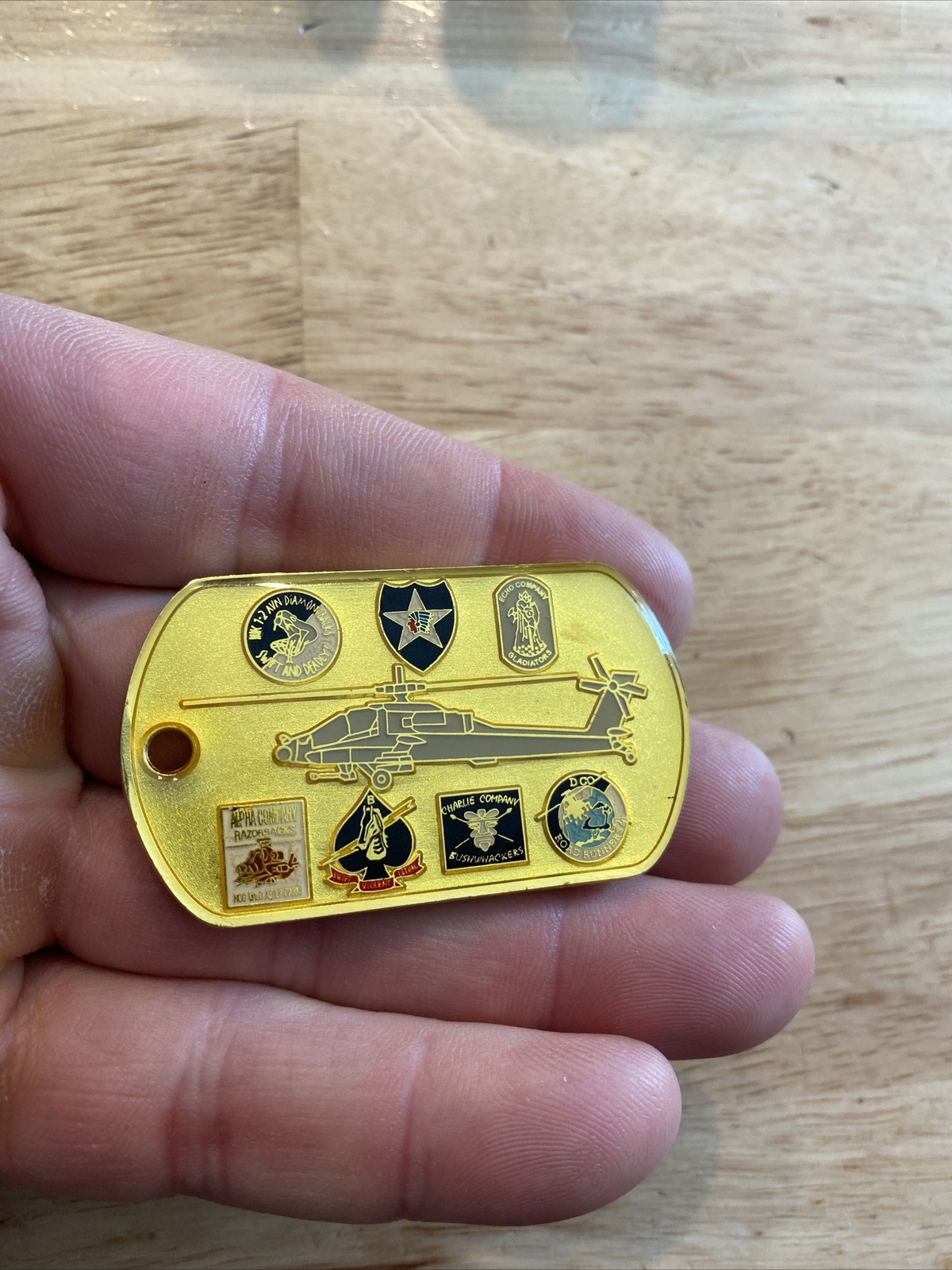 Apache Helicopter AH-64 Commander Coin South Korea 1st Battalion Army ...