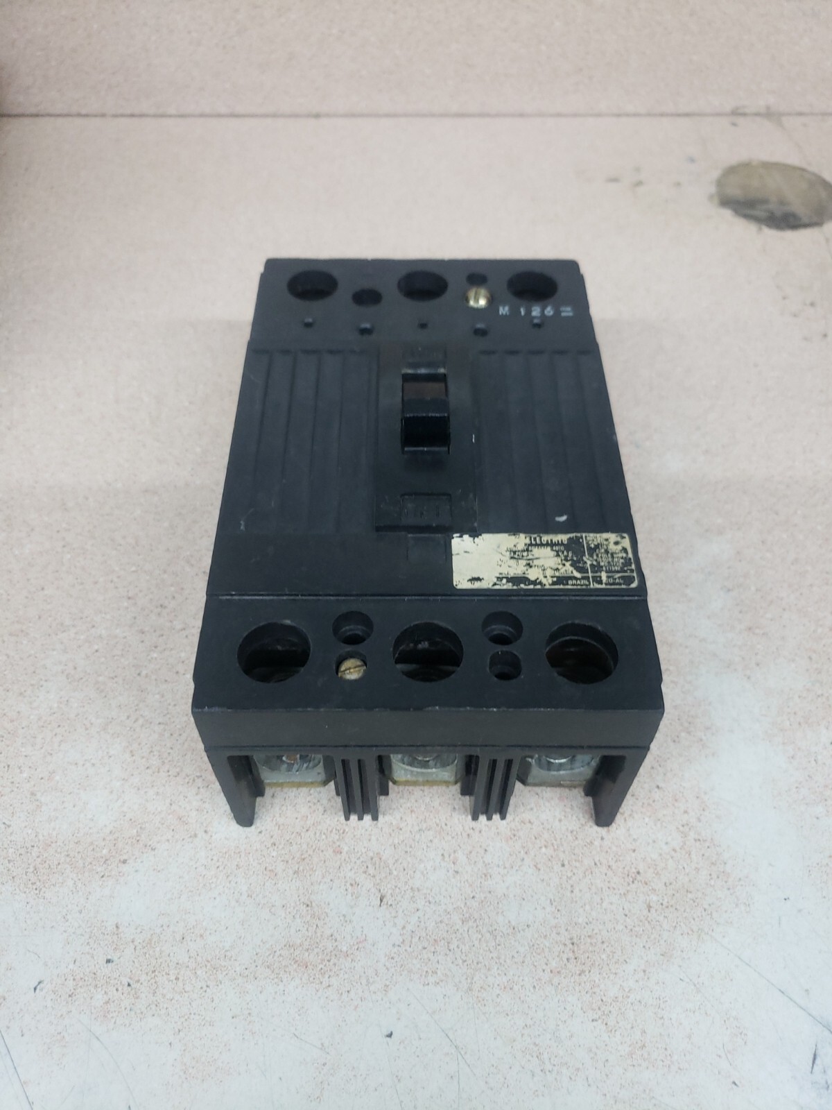 1- GE TQD3225 Circuit Breaker 3 Phase 225 Amp 3 Pole 240 Volt w ...