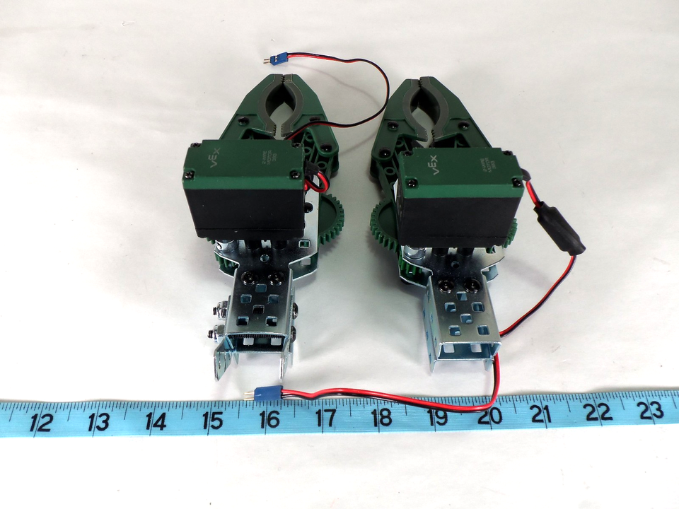 VEX Robotics EDR Clawbot Claw Assembly w/ Servo Motor 393 Lot of 2 | eBay