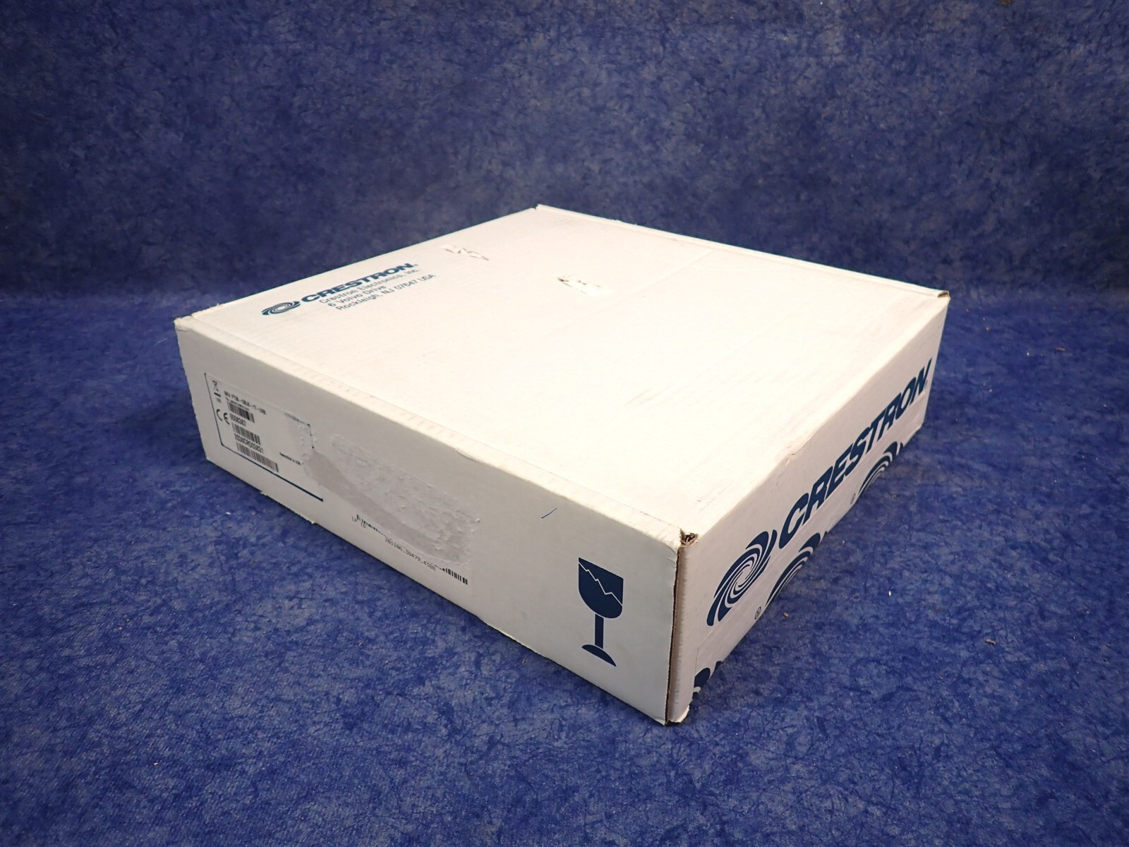 NEW Crestron FT2A-CBLR-1T-USB One-Touch Cable Retractor USB A-USB B USB ...