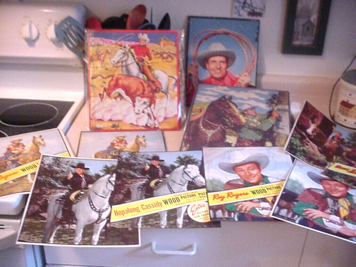 VINTAGE LOT WESTERN PUZZLES ROY ROGERS, GENE AUTRY, HOPPY, WITH EXTRA ...