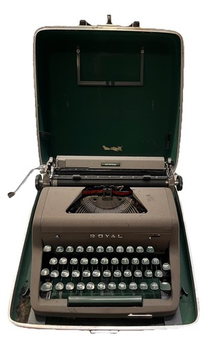 VTG 1950’s Royal Keystone Manual Typewriter With Hard Case READ | eBay