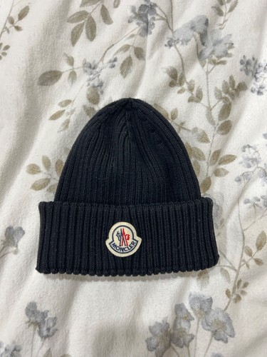 Moncler authentic black wool rib knit logo beanie - Gem