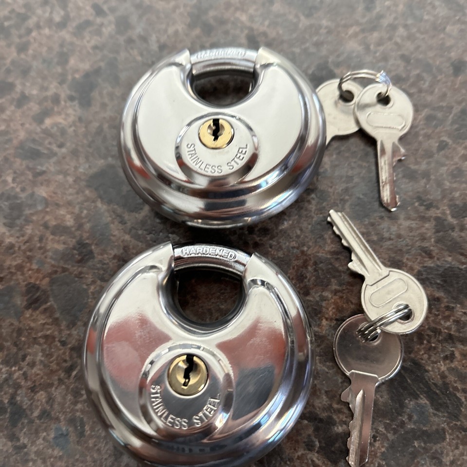 QWORK Disc Locks, 2 Pack Heavy Duty Steel Keyed Padlock Disc Storage ...