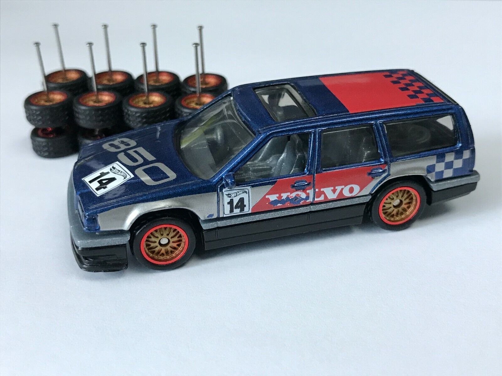 RL24 Lot 5 Set Hotwheels 1/64 Gold Wire Redline Real Riders 10mm Rubber ...