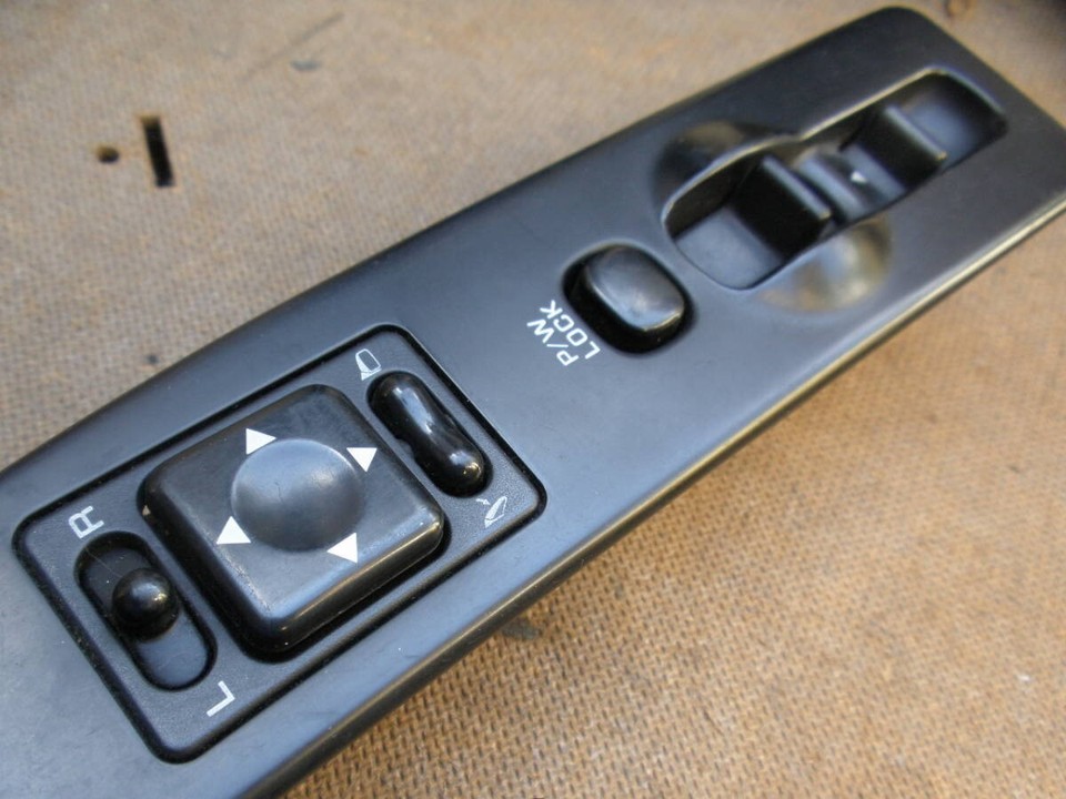 Nissan Skyline BNR32 HCR32 R32 Power Window Door Switch | Genuine OEM ...