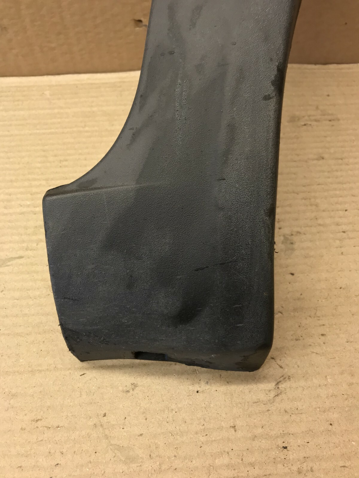 VW GOLF JETTA MK2 REAR RIGHT SIDE ARCH SPAT STONE GUARD COVER TRIM ...