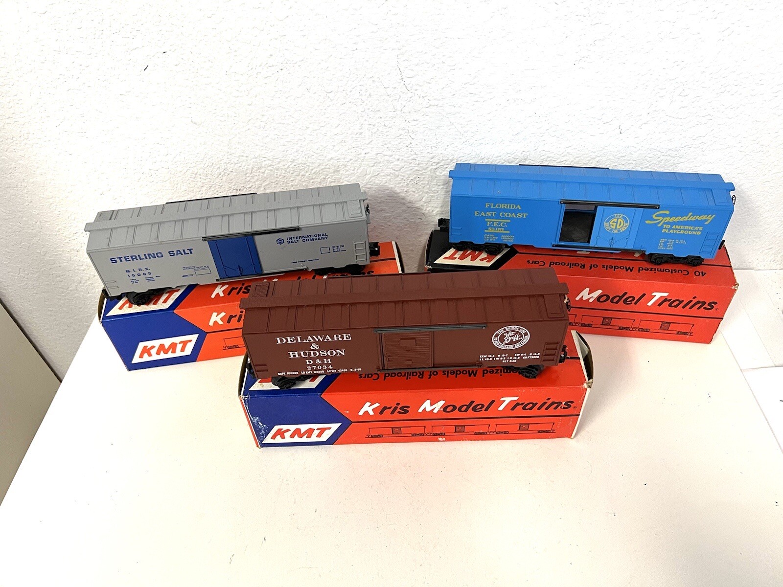 3 KMT Train Box Cars Florida East Coast, Delaware & Hudson + Sterling ...