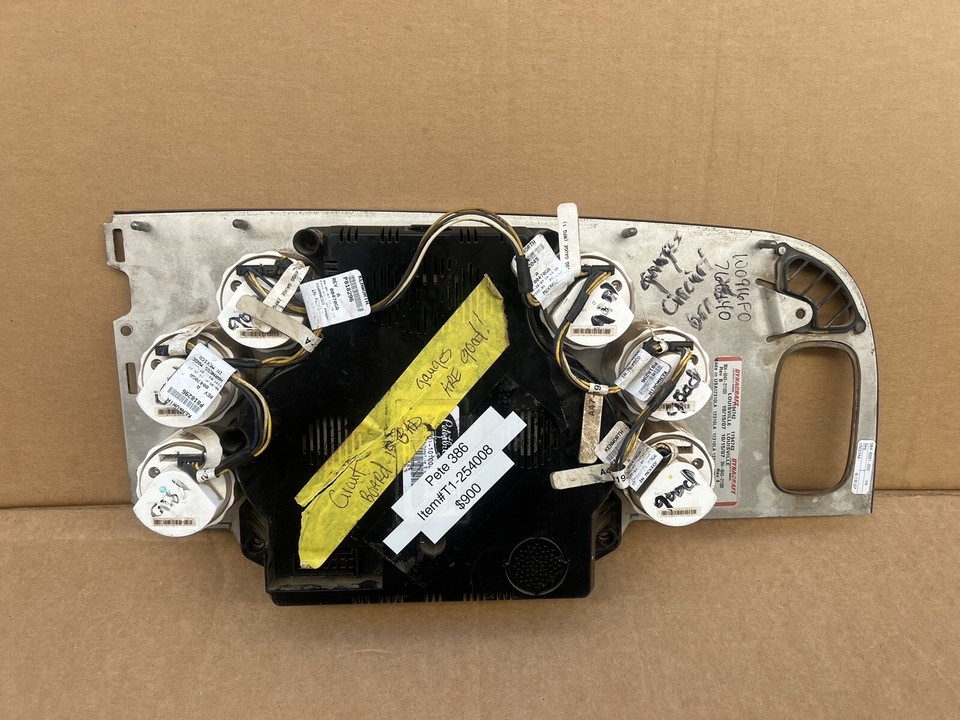 Peterbilt 389 Speedometer Instrument Cluster | Q436046100004 | Genuine OEM