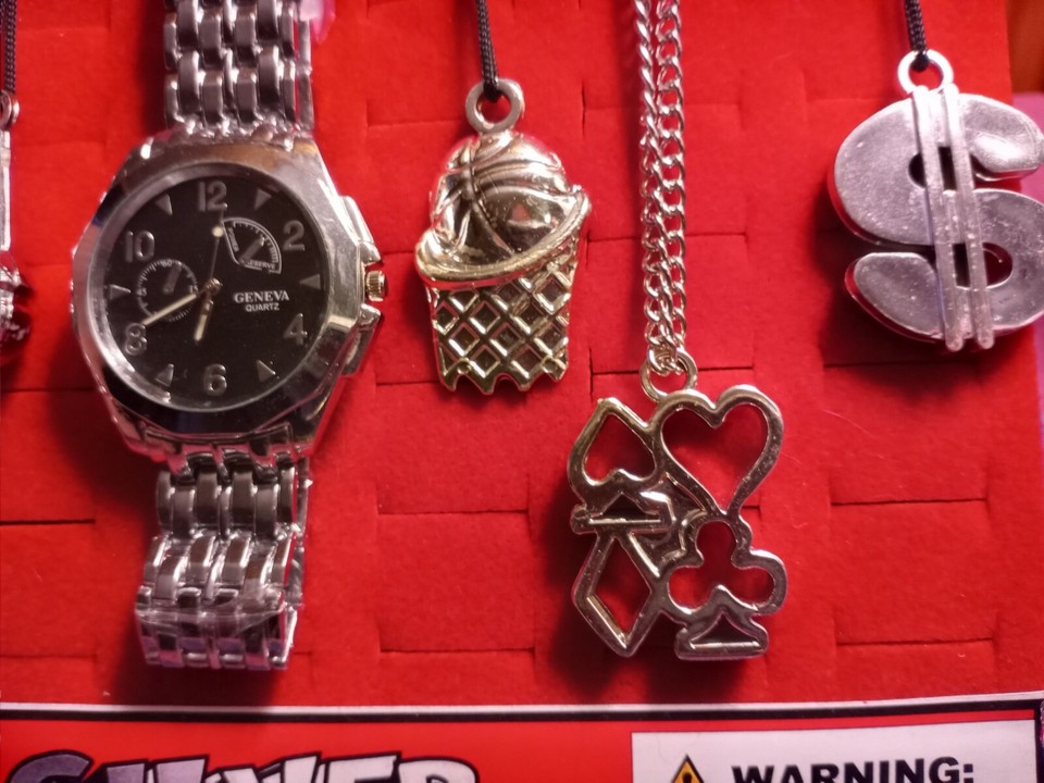 Rare Vending Machine Display w/ Geneva Watch and Necklaces. Old Vending ...