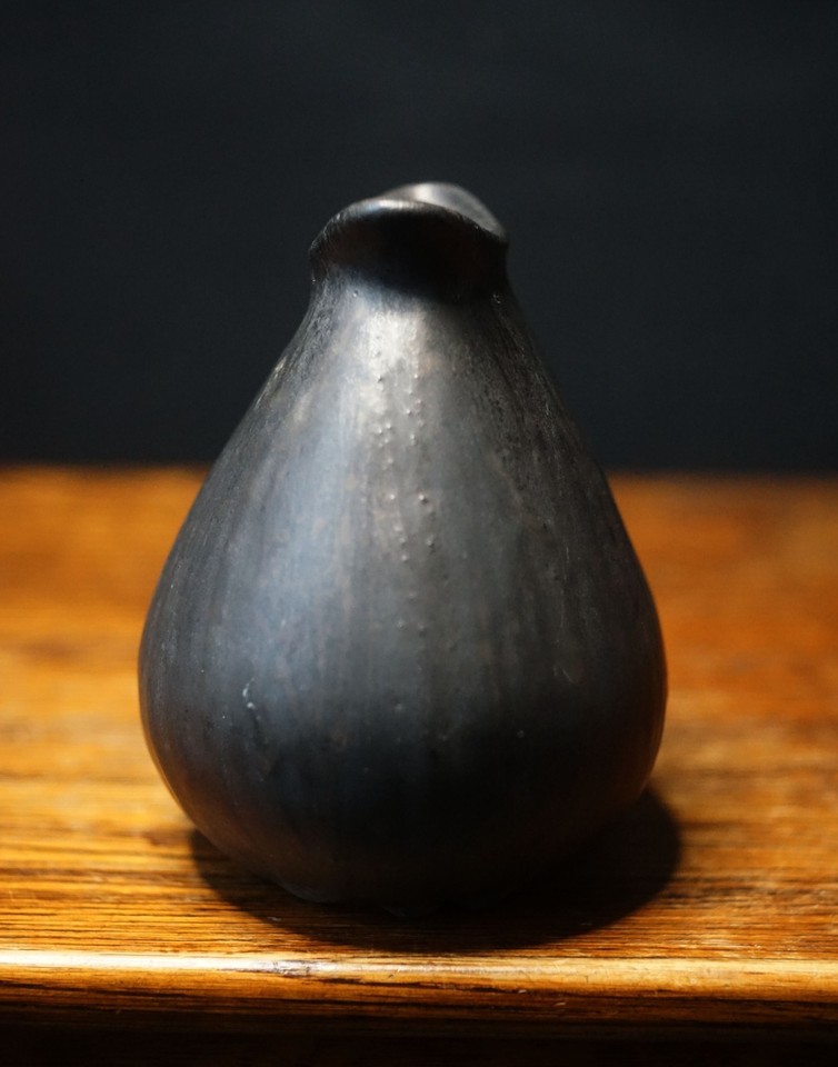 Vintage Studio Pottery Vase Hand Thrown Signed Base Matte Black 15cm ...