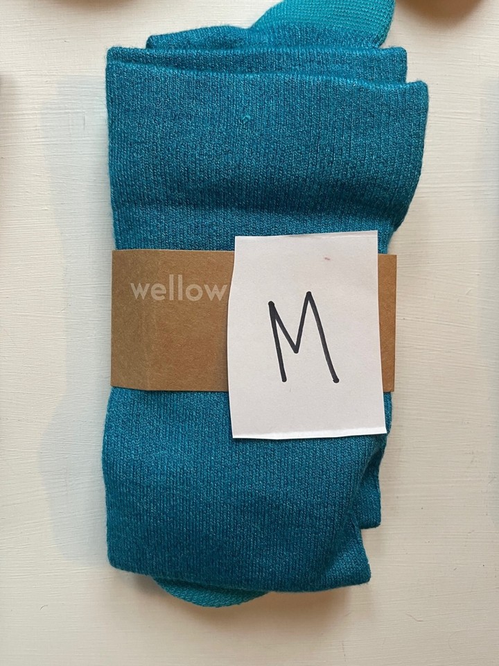 NWT WELLOW Bamboo Compression Socks Knee High X-LARGE 18-25 mmHg PICK ...