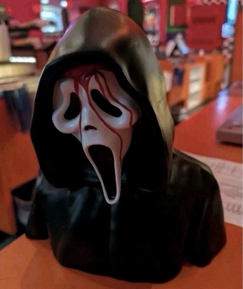 Scream 7 Ghostface Popcorn Bucket IN HAND SHIPS FAST | eBay