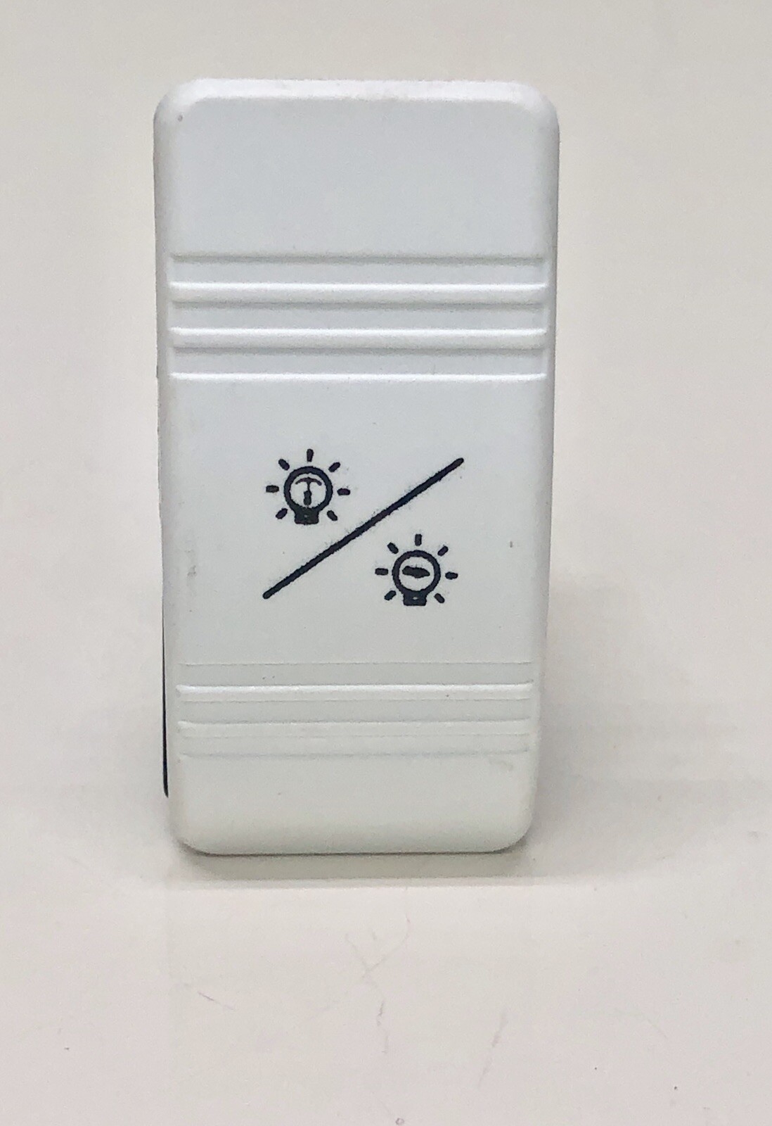 BOAT~NON-LIT NAV / ANCHOR LIGHTS ROCKER SWITCH~NAVIGATION~3 POSITION~12 ...