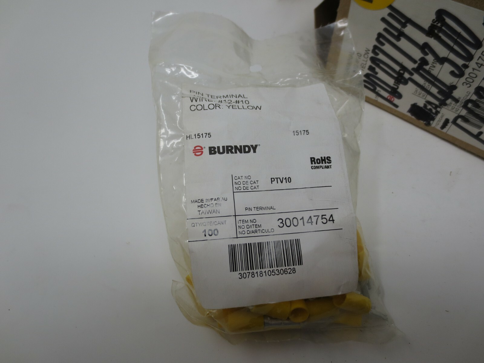 BURNDY PTV 10 VINYL 12-10 YELLOW PIN TERMINAL -QTY 100 | eBay