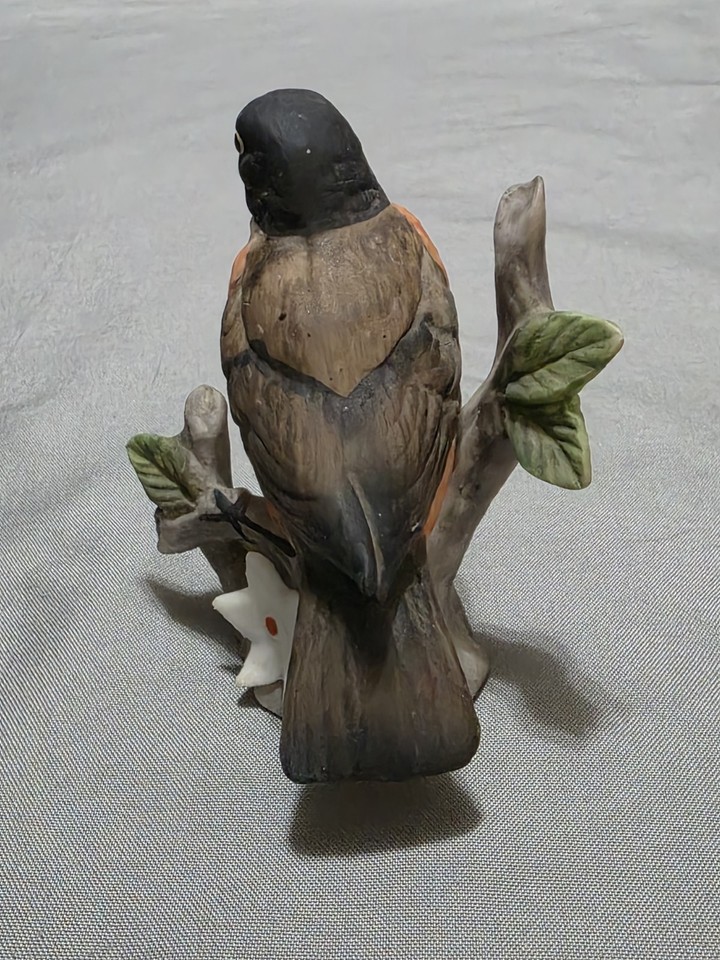 Lefton China Hand Painted Porcelain Figurine Of A Robin - Birds ...