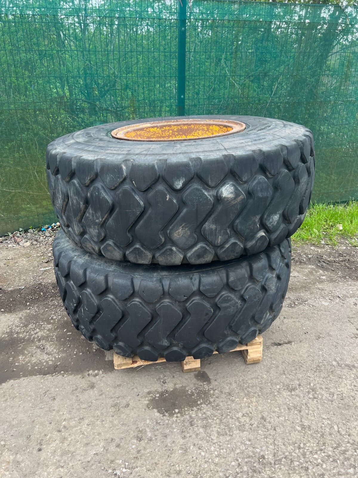 Choice Goodyear 20.5 R25 Wheeled Dumper tyre Loader ADT A149 maxam ...