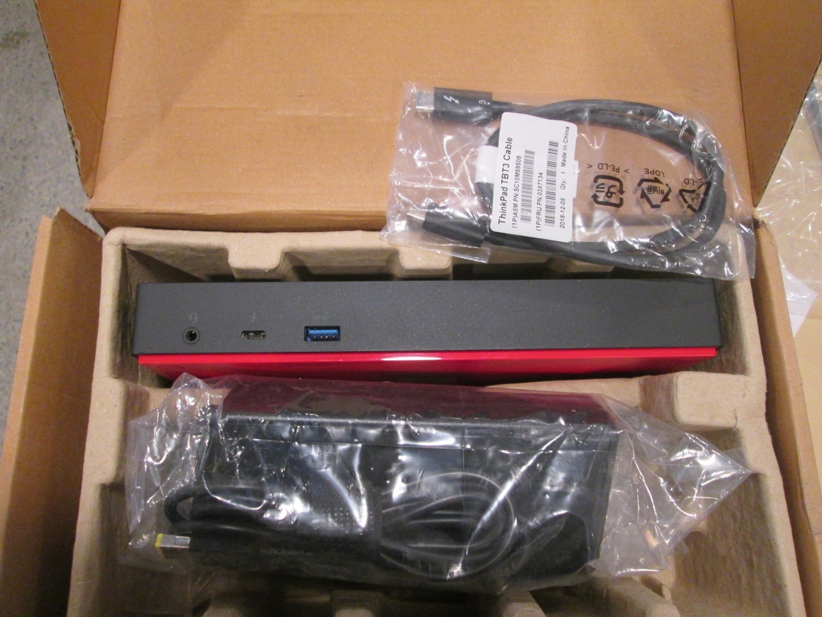 Lenovo ThinkPad Thunderbolt 3 Workstation Dock 40AC w/ 135W AC Adapter ...