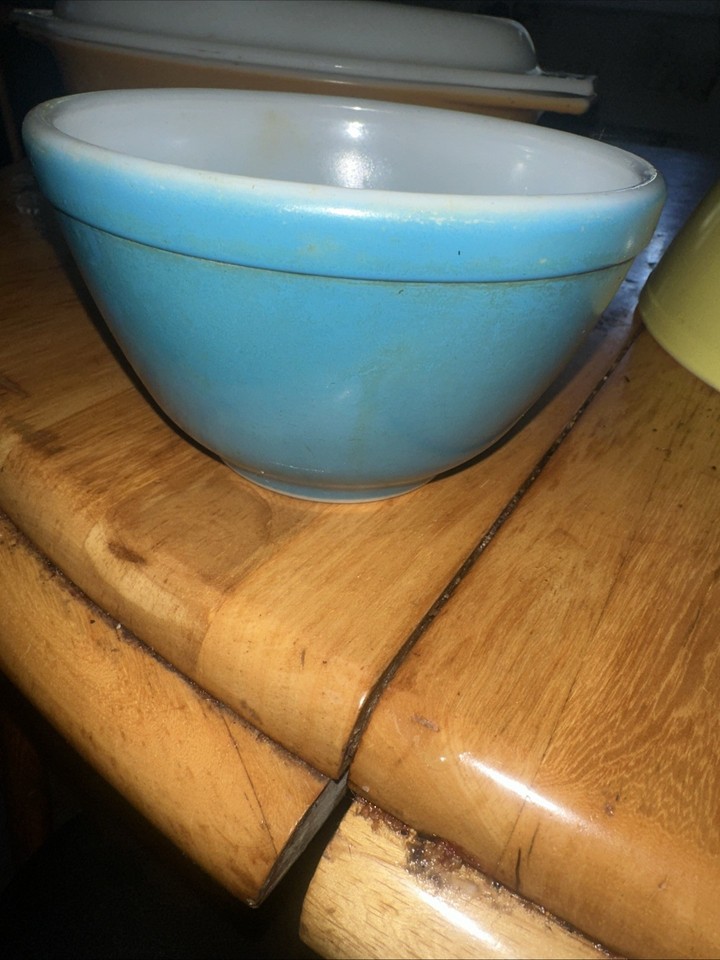 Vintage PYREX PRIMARY COLOR NESTING MIXING BOWL SET YELLOW GREEN RED ...