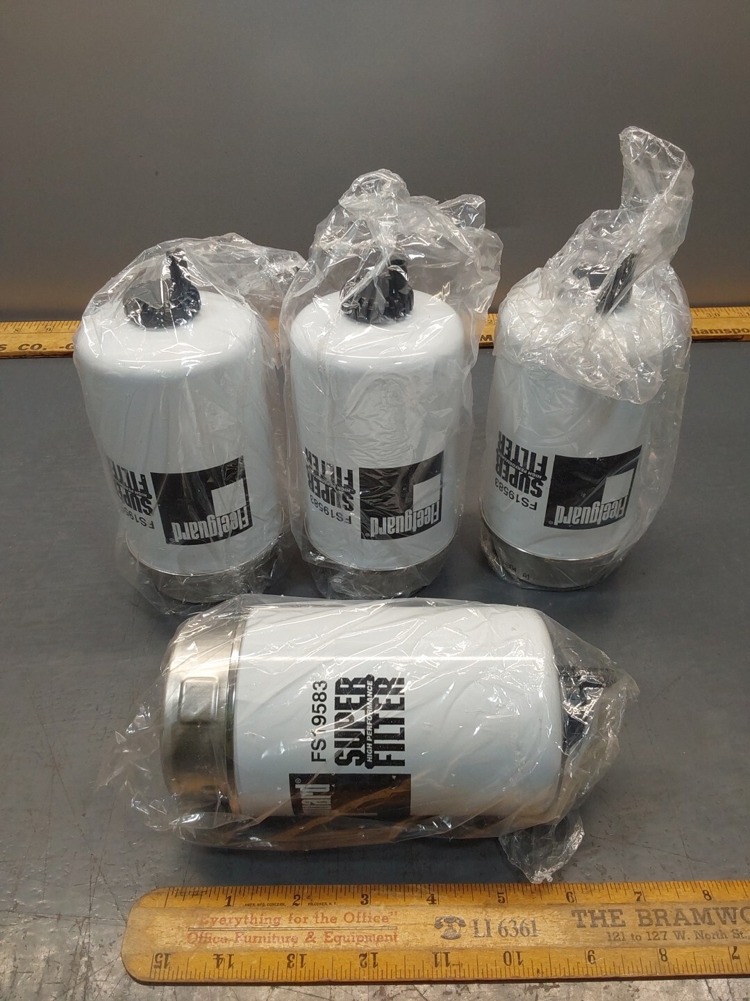 FLEETGUARD FS19583 - Fuel filter cross reference