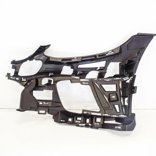 Mercedes-Benz C Rear Right Bumper Holder Bracekt W205 A2058855602 OEM ...