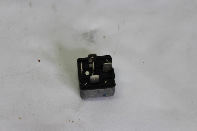 Bosch 0332014112 Fuel Injection Relay Land Rover BMW Jaguar for sale ...