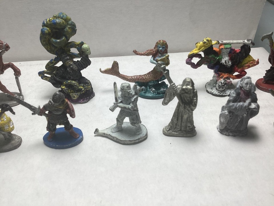 Grenadier Figure Lot Minotaur Magic User Illusionist Dungeons & Dragons ...