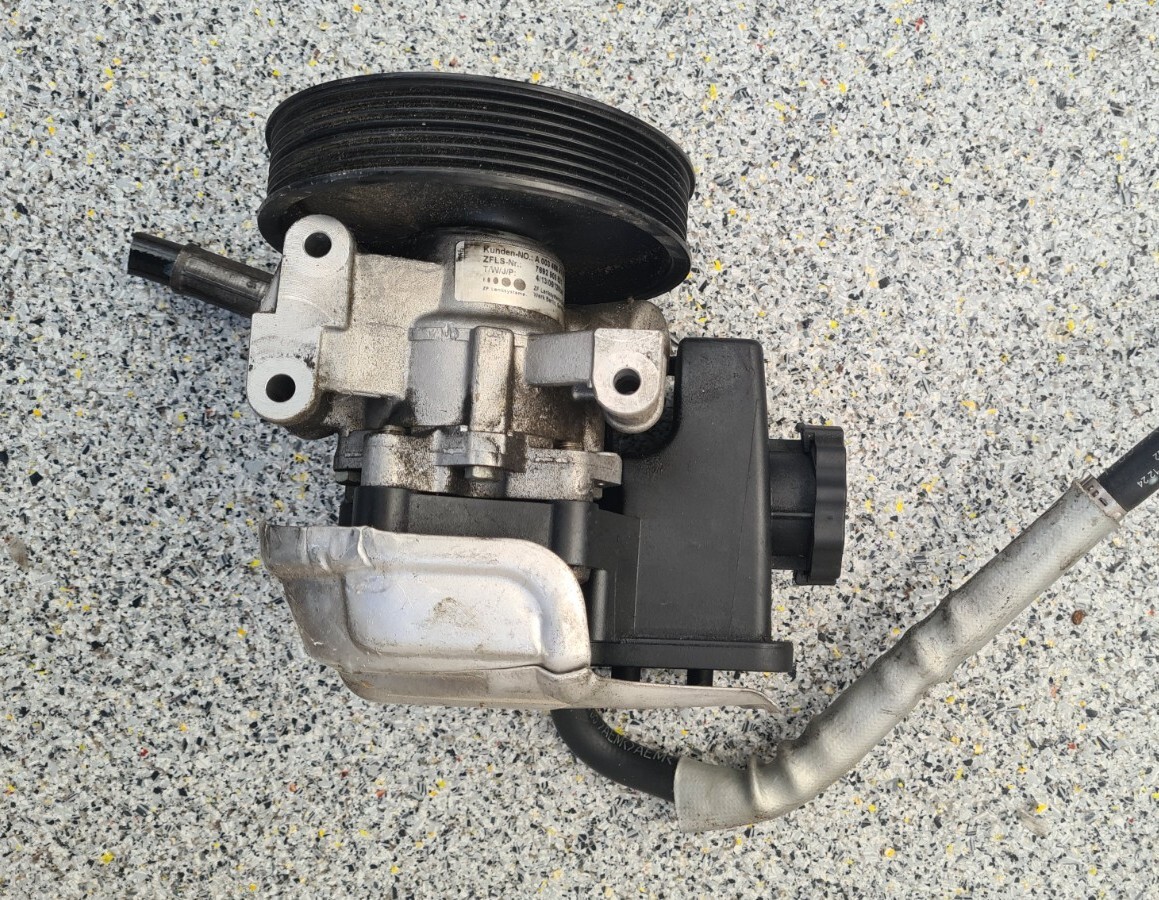 ORIGINAL Mercedes W203 R171 W209 C 200 K Servopumpe Lenkhilfepumpe A ...