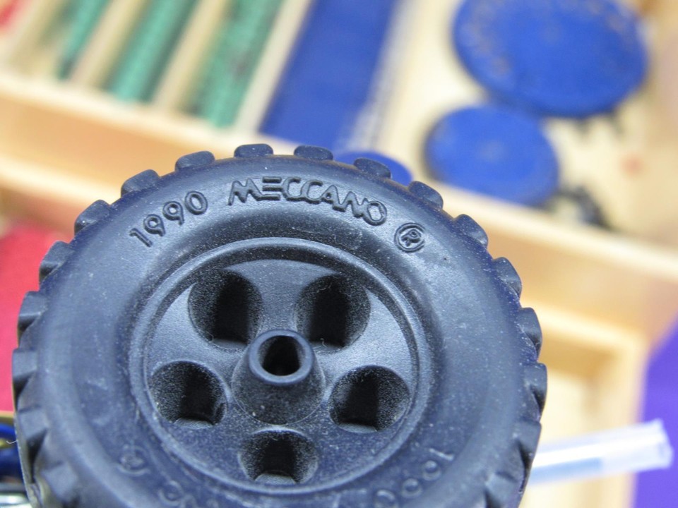 Lot of Meccano Constructor Car Parts Wheels Body w/ Wooden Case | eBay