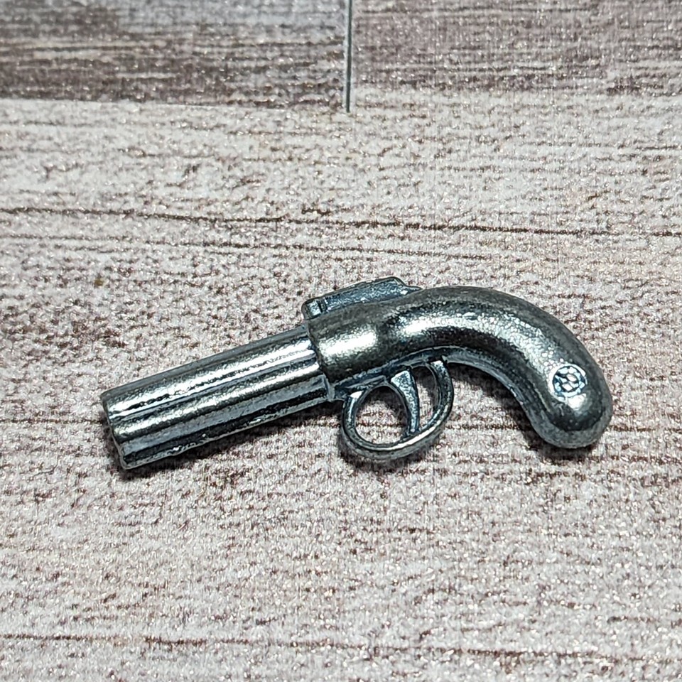 Clue Board Game Replacement Piece Revolver / Pistol Toy Die Cast Metal ...