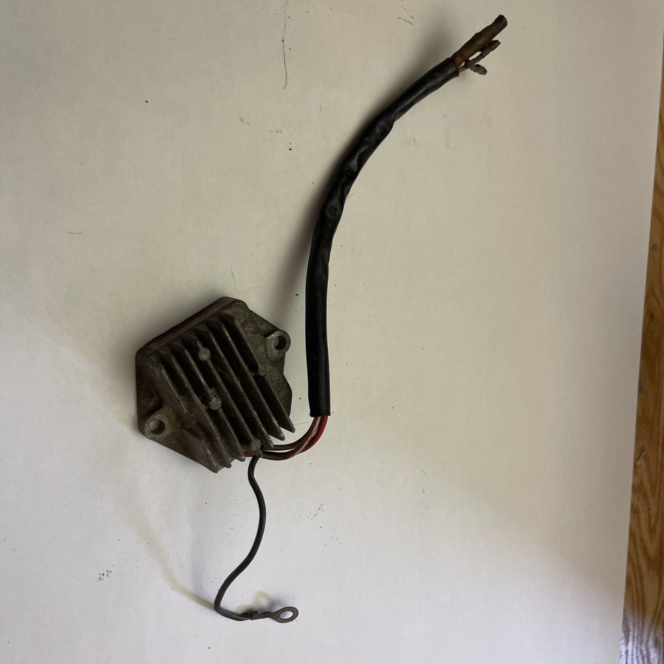 79-83 Suzuki GS GS550 GS650 GS750 GS850 ect. Voltage Regulator ...