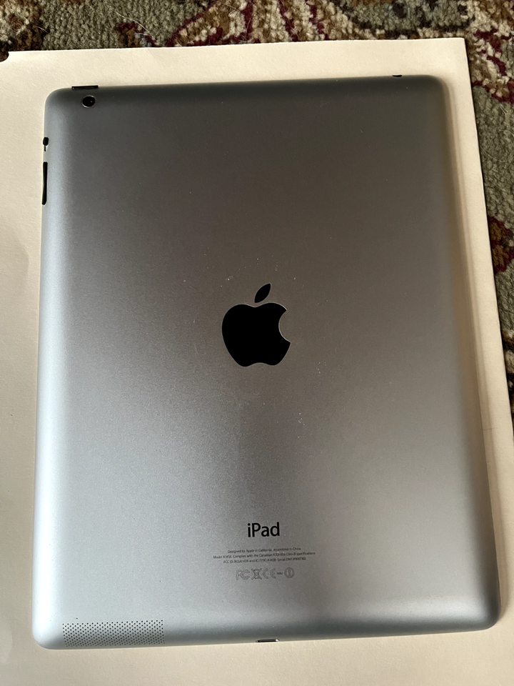 Apple IPAD 4 4th Generation A1458 16GB Black Wifi 2012 | eBay