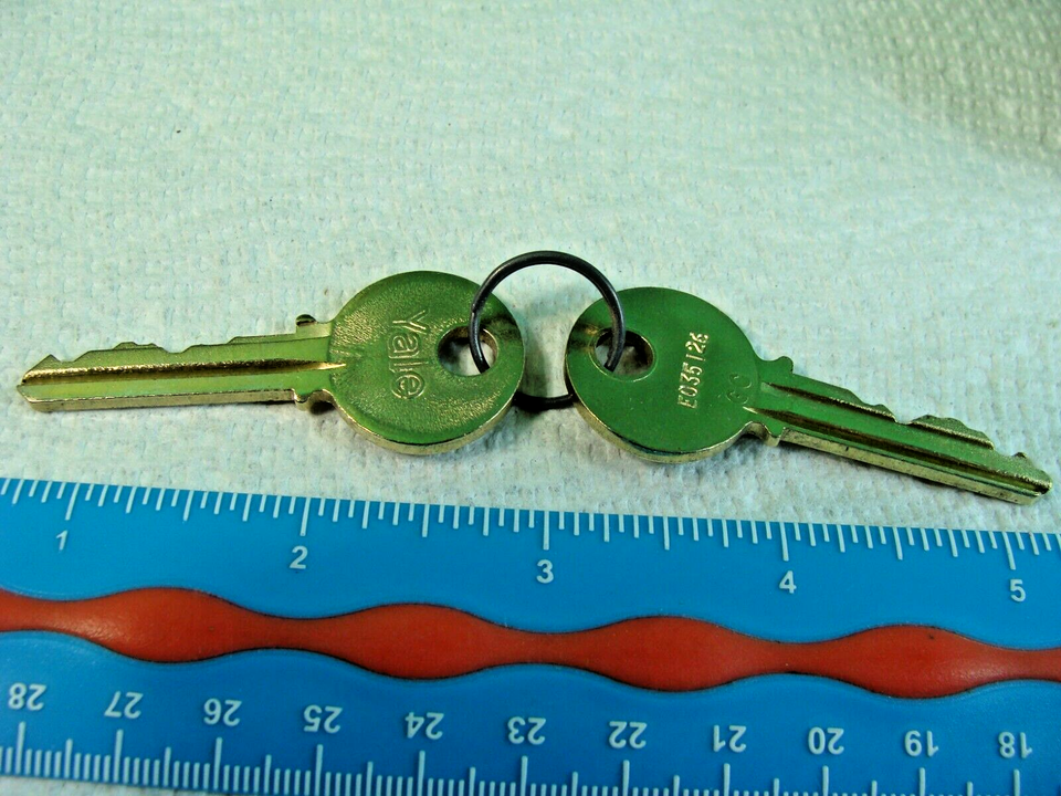 Yale Mortise Cylinder Lock 1152 1-1/4 US26D 2-Keys Satin NIB NOS Key-GC ...