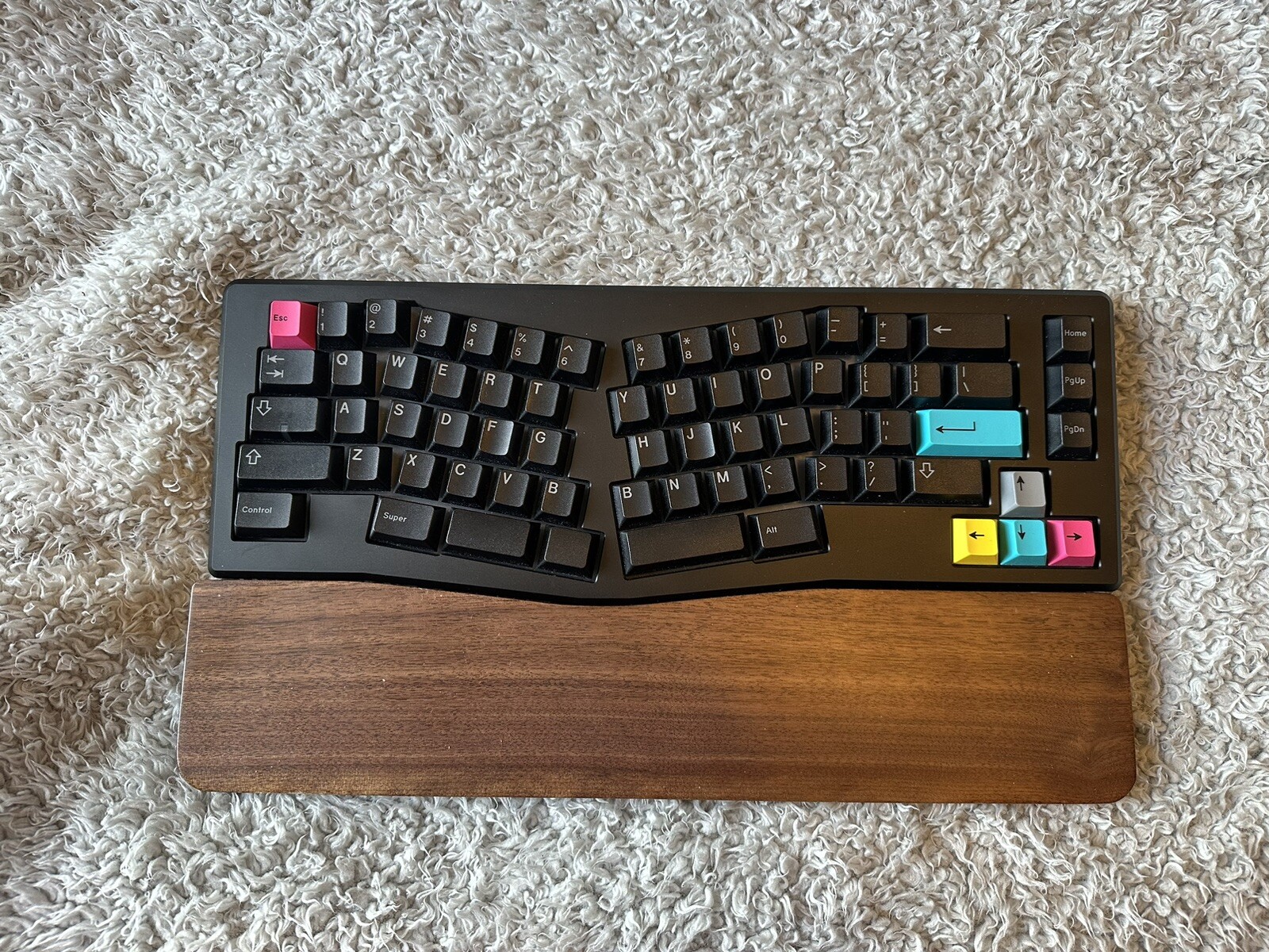 Купить Maja V2 Custom Keyboard komplett gebaut, цена 148 490 руб ...