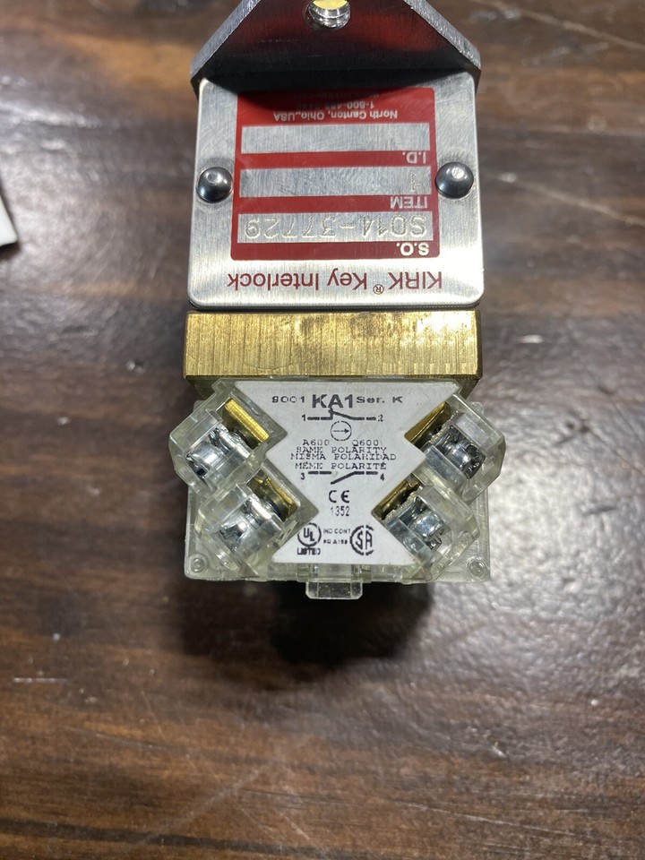 New Kirk Key SO14-37729 Interlock W/Duplicate Key + Aux (2 N.C. + 2 N.O ...