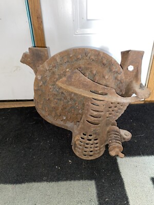 Primitives - Corn Sheller