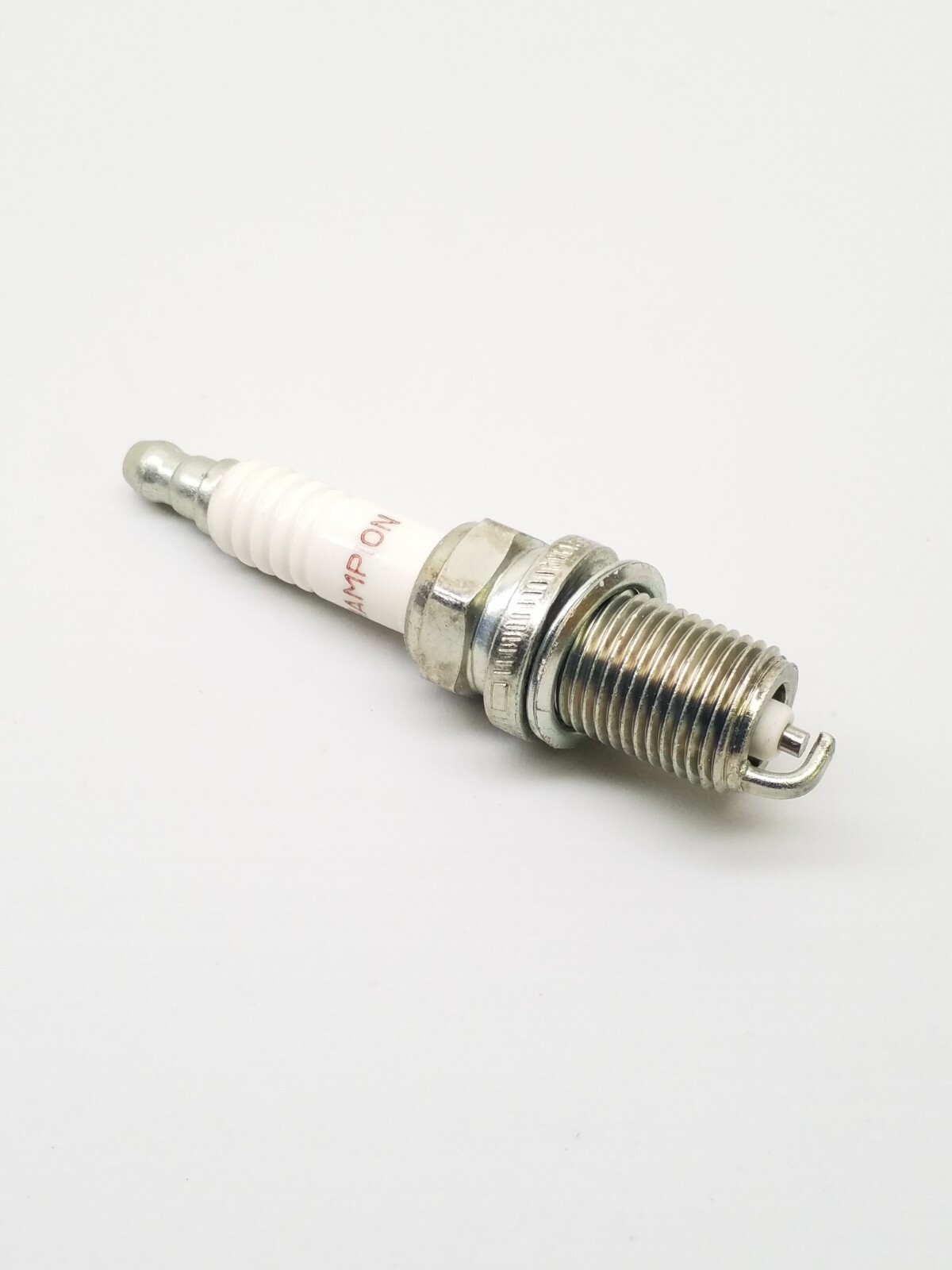 11220 431 RC14YC Champion Rotary Spark Plug 39265092 5092D 5092H 5092K ...
