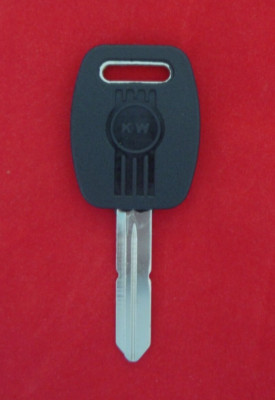 K1994 KENWORTH TRUCKS Logo KEY BLANK fits U.S. Models 1994-2011 W900 ...