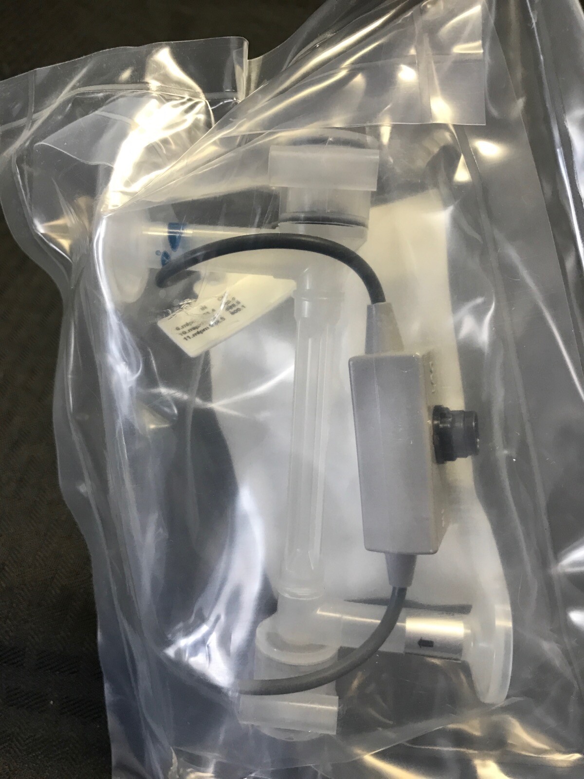 LEVITRONIX LeviFlow SU Flowmeter Sensor Tri-Clamp 3/8” LFS-03SU-Z-G25 ...