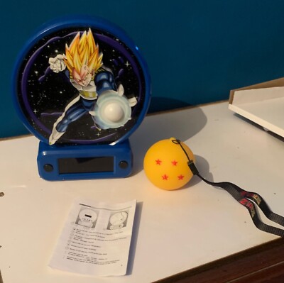 Réveil Végéta Lumineux Dragon Ball Z et figurine Alarma clock light-up ...