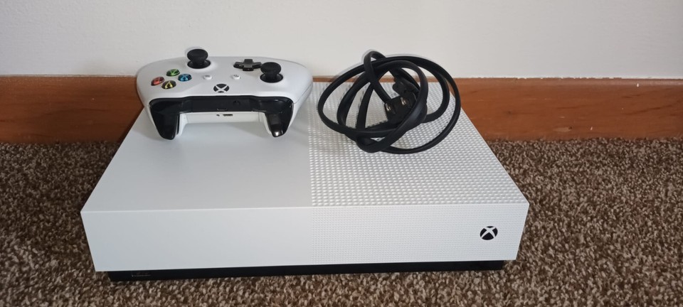 Microsoft Xbox One S All-Digital Edition 1TB Video Game Console - White ...