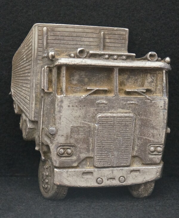 WB01135 VINTAGE 1978 CUT- OUT 3D ***SEMI-TRUCK 18-WHE… - Gem