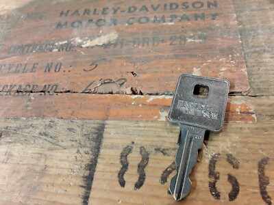 OEM Harley Davidson Sportster Key HW3 HW #3 94-11 Style XL XLH XLC ...