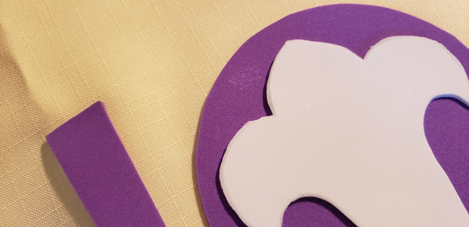 PAIR OF CHURCH PULPIT BANNERS PARAMENTS HAND CRAFTED EASTER LILIES ...